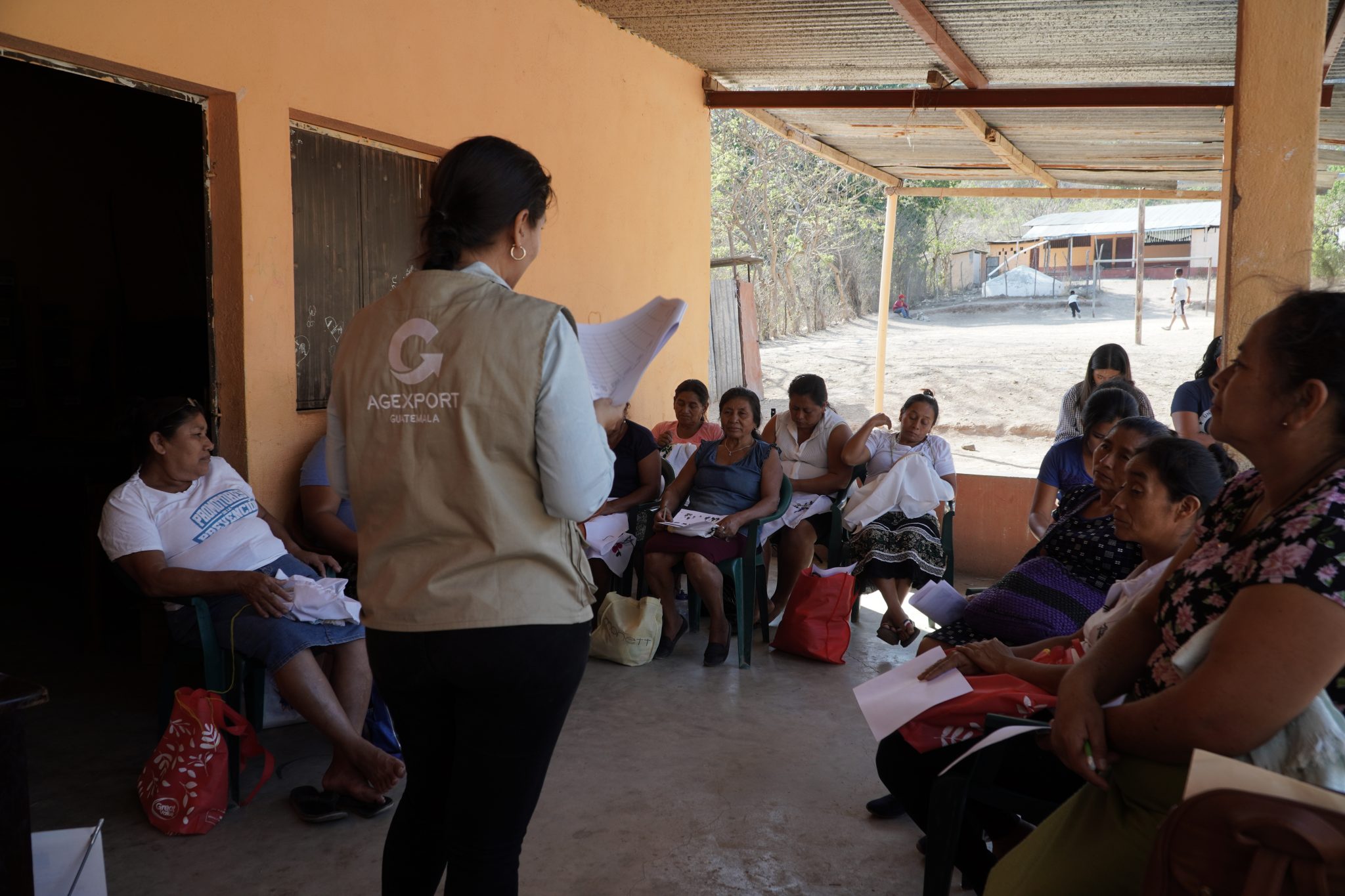 Autonomía de las mujeres rurales: un objetivo para el desarrollo ...